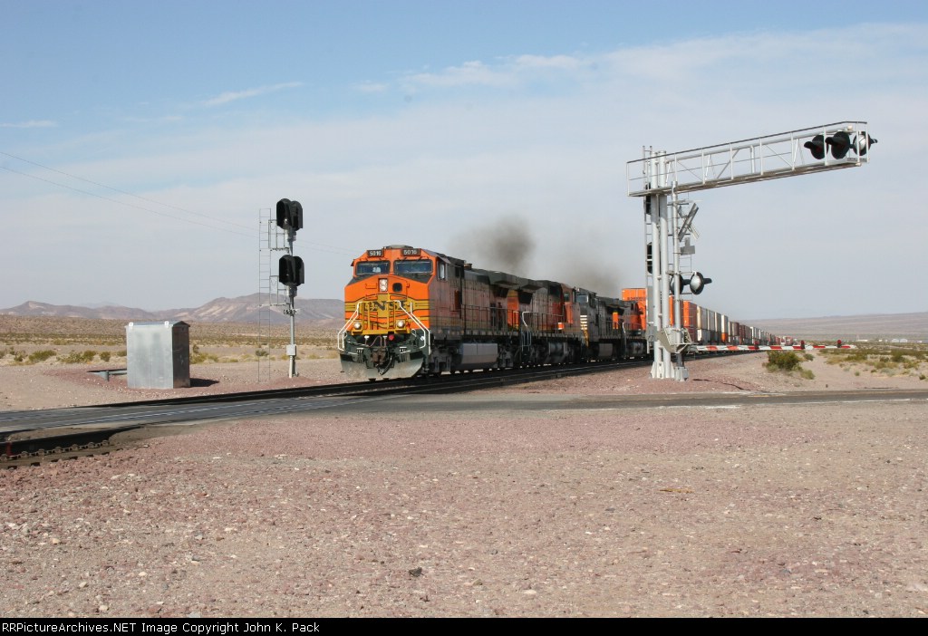 BNSF 5016